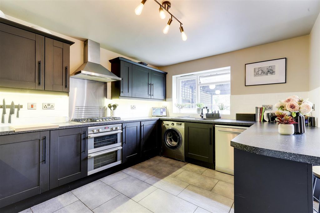 Roseleigh Avenue, Mapperley, Nottinghamshire NG3, 4 bed detached house ...
