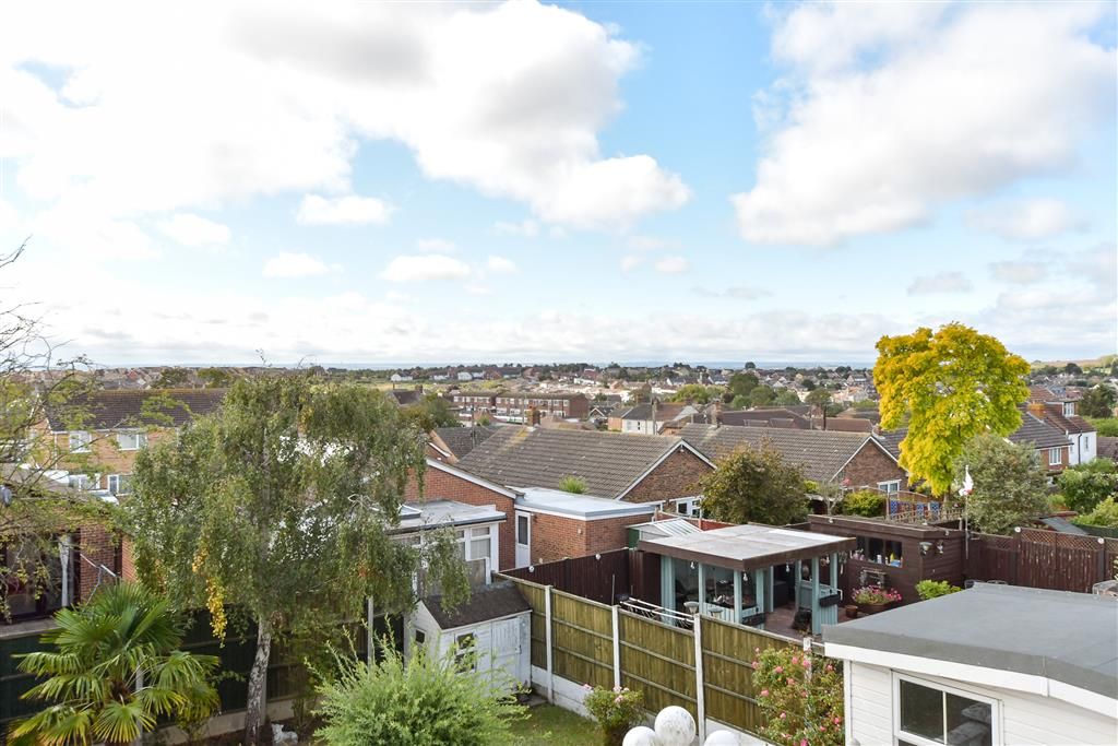 Abbey View Drive, Minster-On-Sea, Sheerness, Kent ME12, 4 bed detached ...