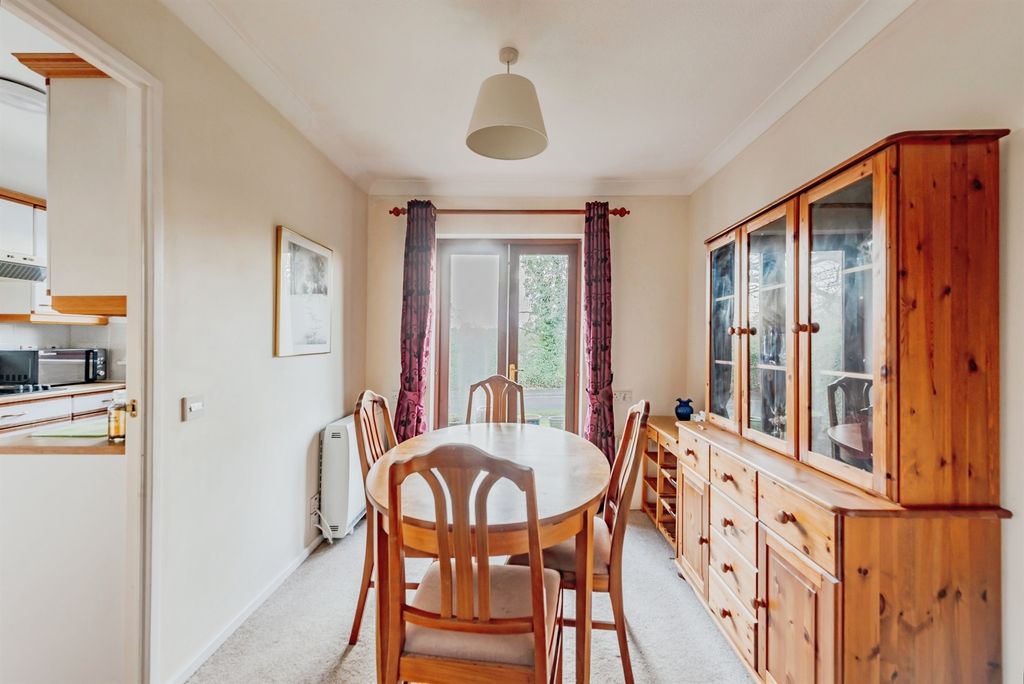 Bramble Walk, Redhill RH1, 2 bed semi-detached house for sale, £325,000 ...