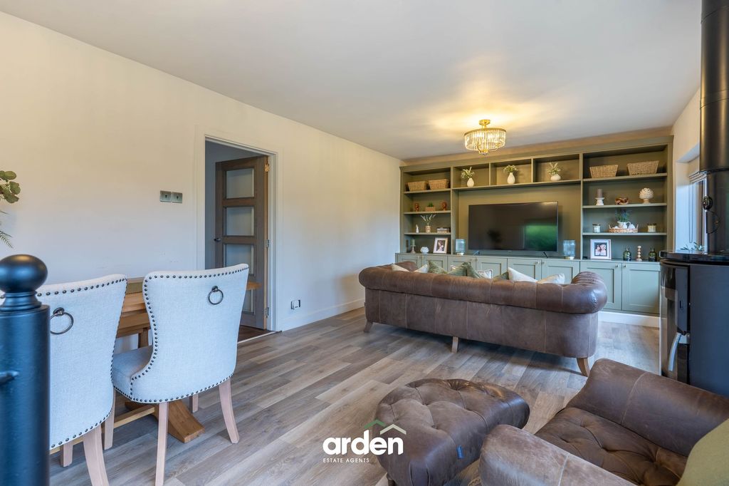 Warren Lane, Lickey B45, 2 bed detached bungalow for sale, £535,000 ...