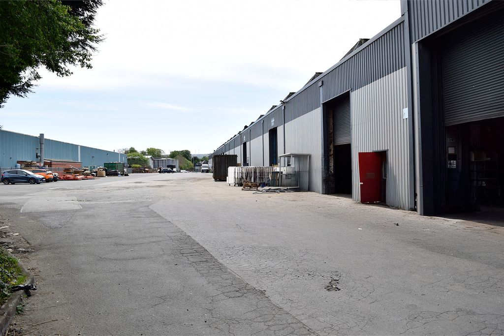 Unit C16-C17, Junction 7 Business Park, Blackburn Road, Accrington BB5 ...