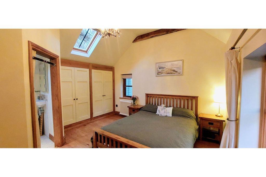 Nant Bwlch Yr Haiarn, Trefriw LL27, 2 bed cottage for sale, £350,000 ...