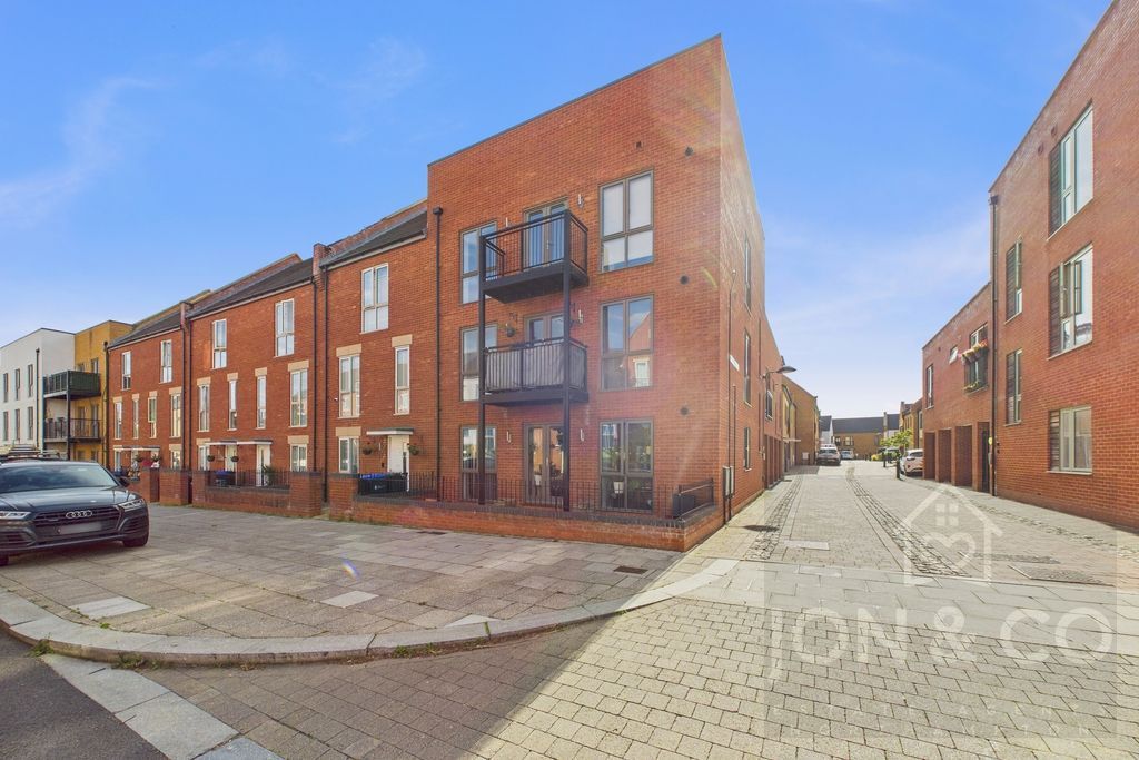 Ashby Wood Mews, Upton, Northampton NN5, 1 bed flat for sale, £65,250 ...