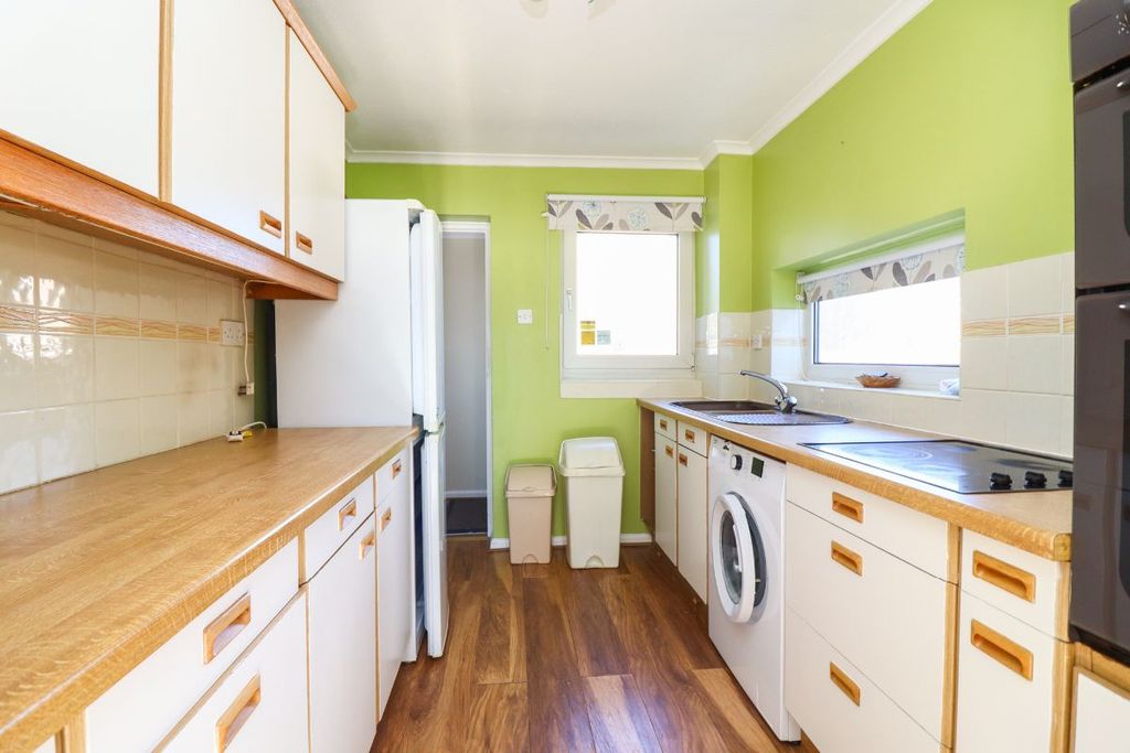 Dove House Close, Bromham, Bedford MK43, 4 bed semi-detached house for ...