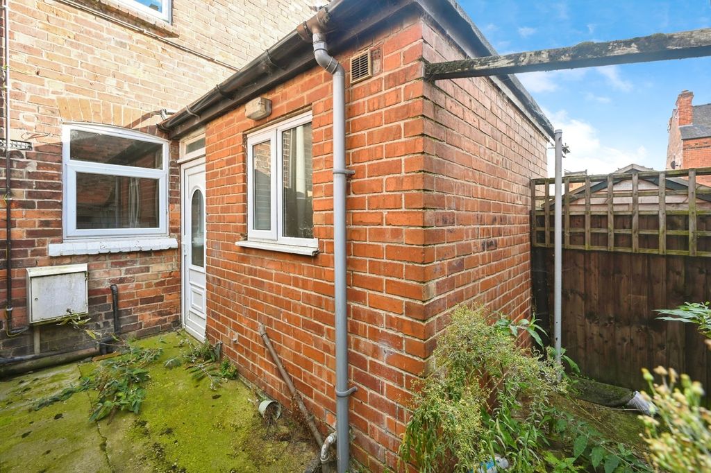 Deabill Street, Netherfield, Nottingham, Nottinghamshire NG4, 2 bed ...