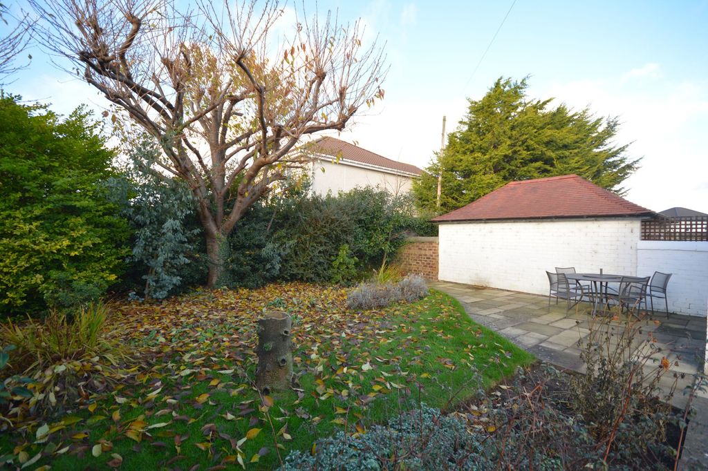Largo Road, Leven KY8, 2 bed detached bungalow for sale, £295,000 ...
