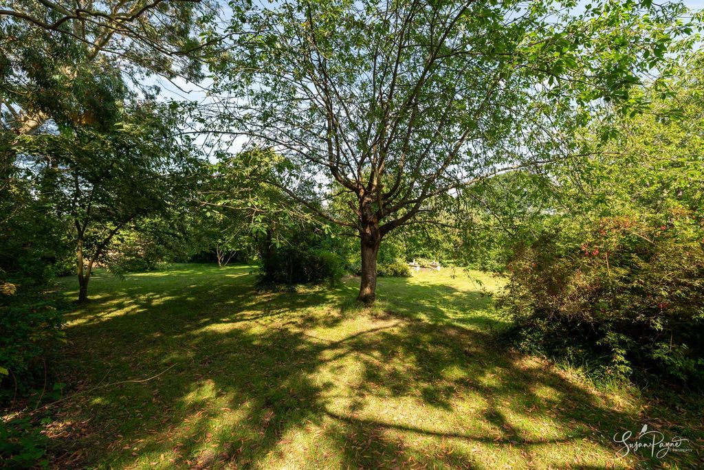 Fort Norris, Millfield Avenue, East Cowes PO32, 4 bed detached house ...