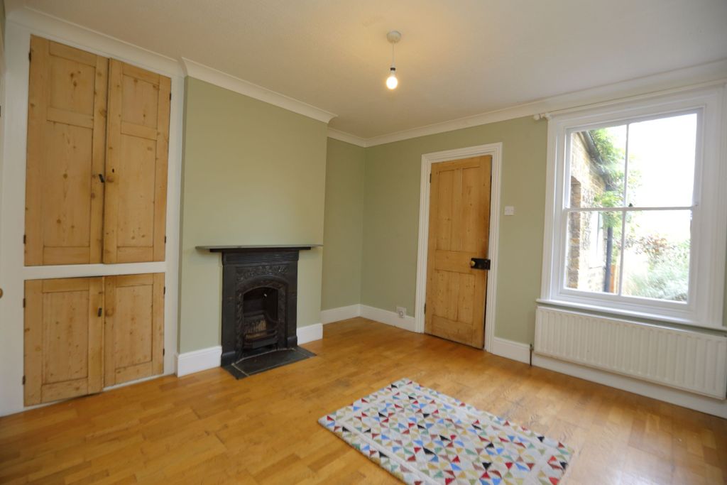 Church Road, Oare, Faversham ME13, 3 bed end terrace house to rent, £ ...