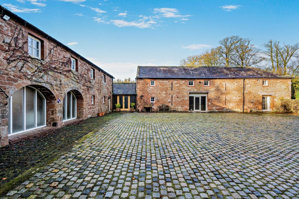 Mossknowe Steading, Kirkpatrick Fleming, Lockerbie, Dumfriesshire DG11 ...