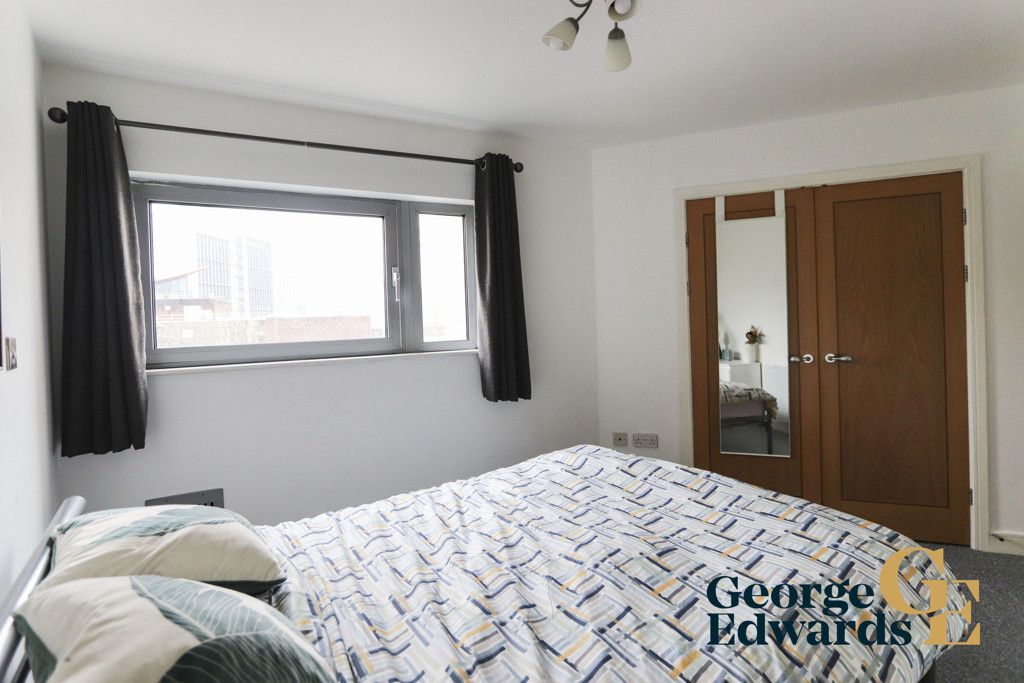Apartment In Altolusso, Bute Terrace, 2Ff. CF10, 1 bed flat for sale, £ ...