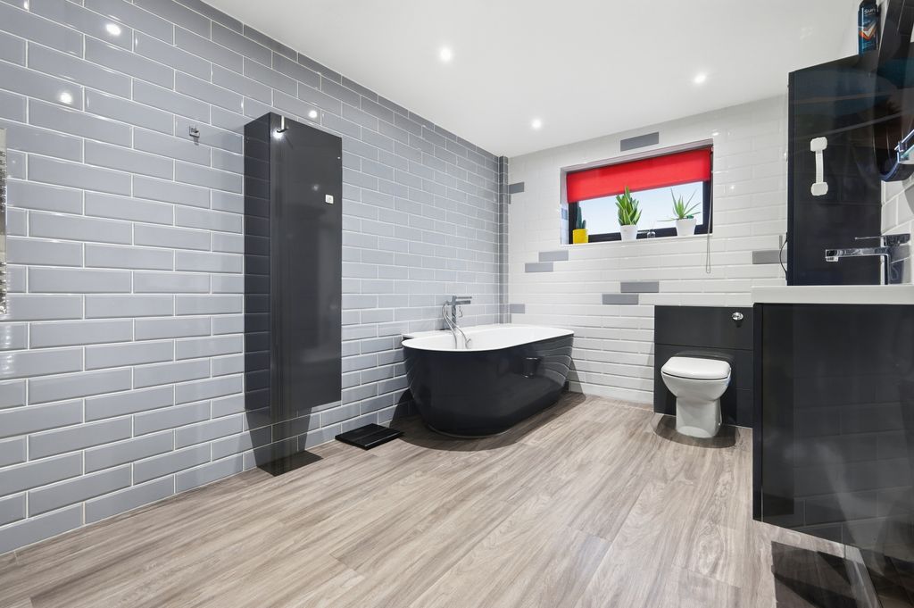 Priory Road, Tiptree CO5, 10 bed detached house for sale, £2,250,000 ...
