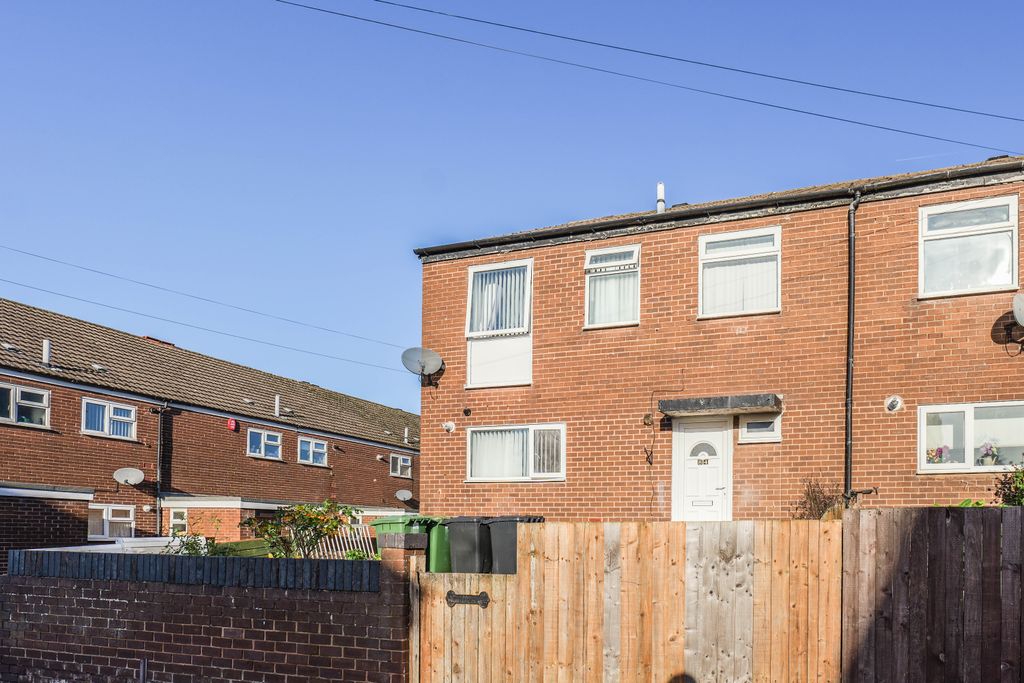 Victoria Road, Birkenhead CH42, 4 bed end terrace house for sale, £ ...