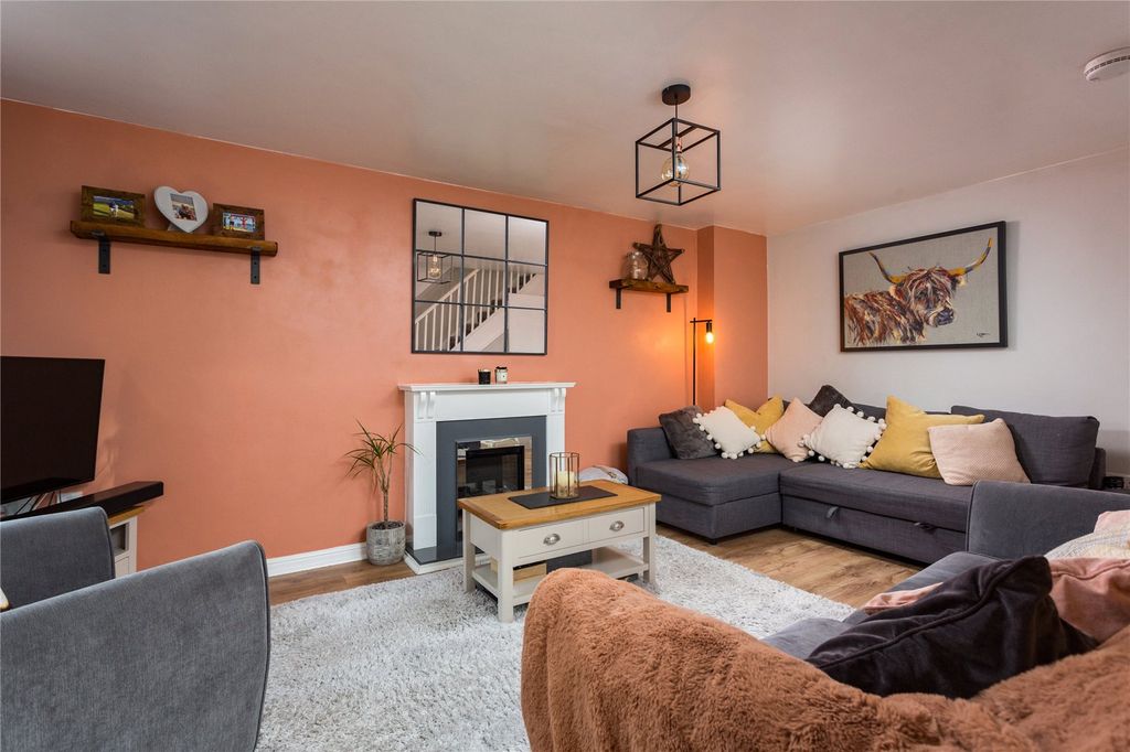 Rainsborough Way, York, North Yorkshire YO30, 3 bed end terrace house ...