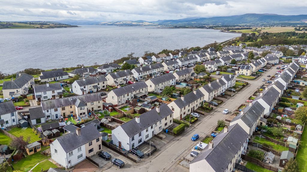 Bermuda Road, Invergordon IV18, 3 bed semi-detached house for sale, £ ...