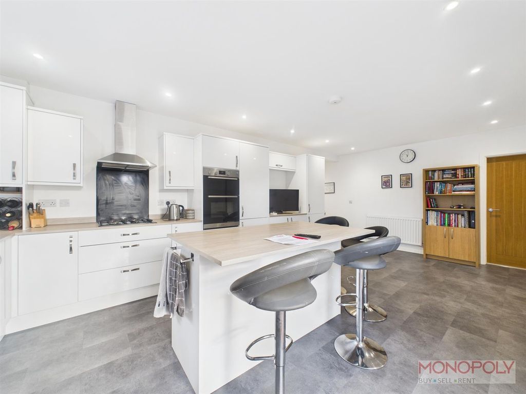 Holt Road, Wrexham LL13, 3 bed detached bungalow for sale, £395,000 ...