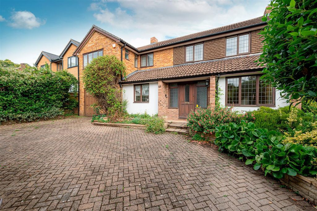 Disraeli Crescent, High Wycombe HP13, 5 bed detached house for sale, £ ...