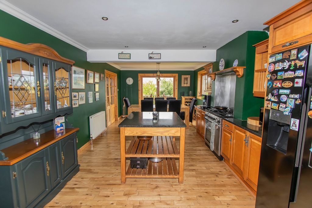 Castletown, Thurso, Highland. KW14, 5 bed detached house for sale, £ ...