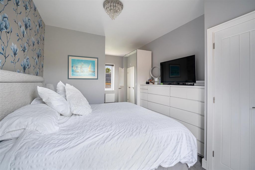 Ormrod Grove, Locking, Weston-Super-Mare BS24, 3 bed detached house for ...