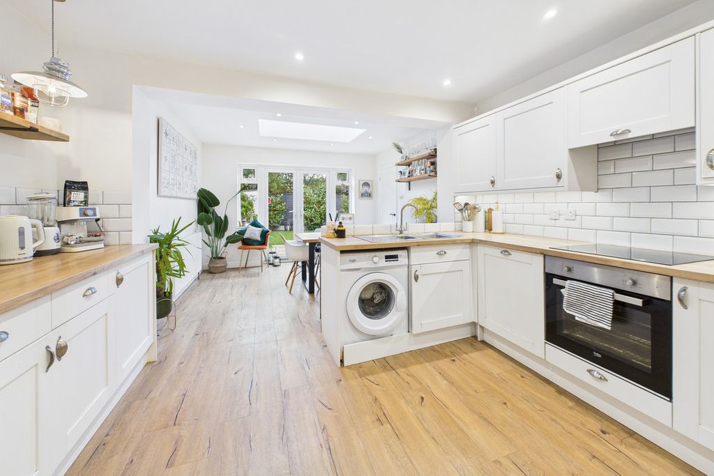 The Sonnets, Gadebridge HP1, 3 bed end terrace house for sale, £460,000 ...