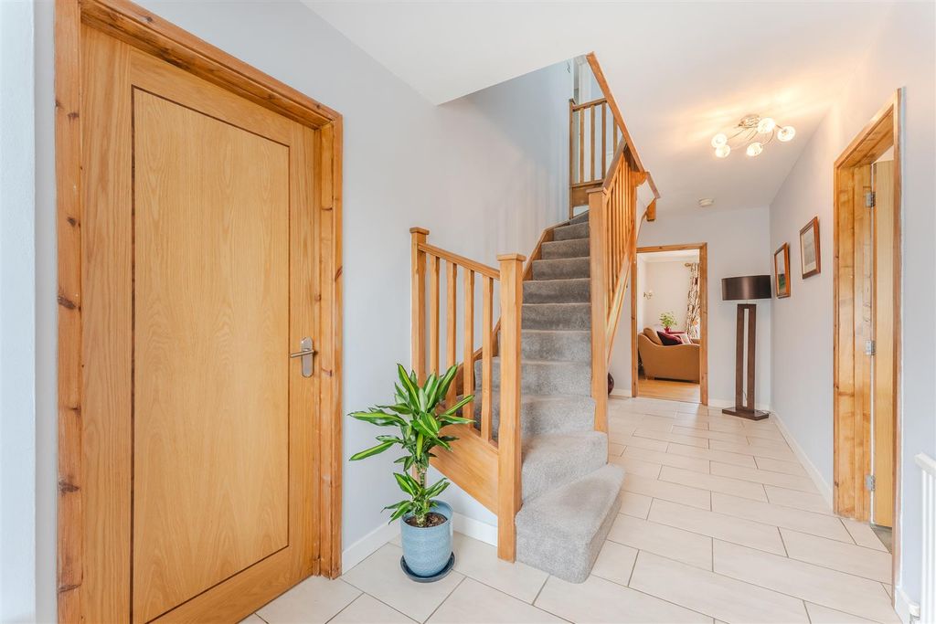 Molesworth, Huntingdon PE28, 4 bed detached house for sale, £500,000 ...