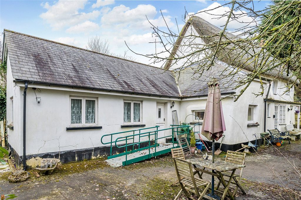 Bow, Crediton, Devon EX17, 3 bed cottage for sale, £399,950 | PrimeLocation