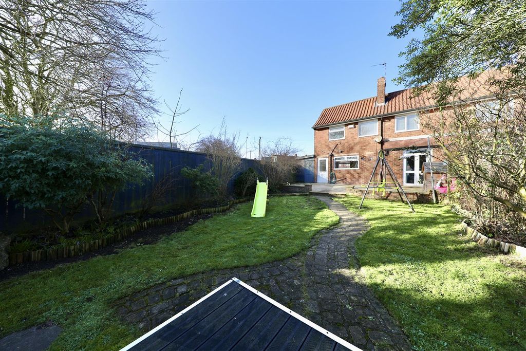 Barham Road, Hull HU9, 2 bed semi-detached house for sale, £135,000 ...