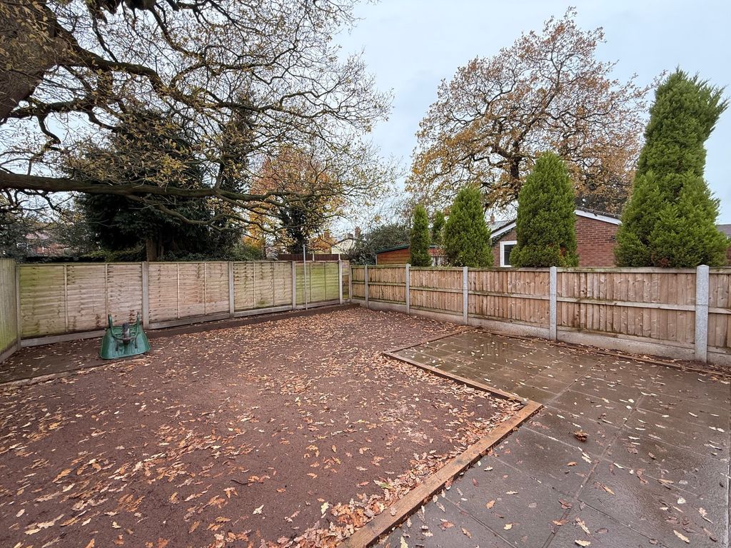 Oakland Avenue, Haslington CW1, 2 bed semi-detached bungalow to rent, £ ...