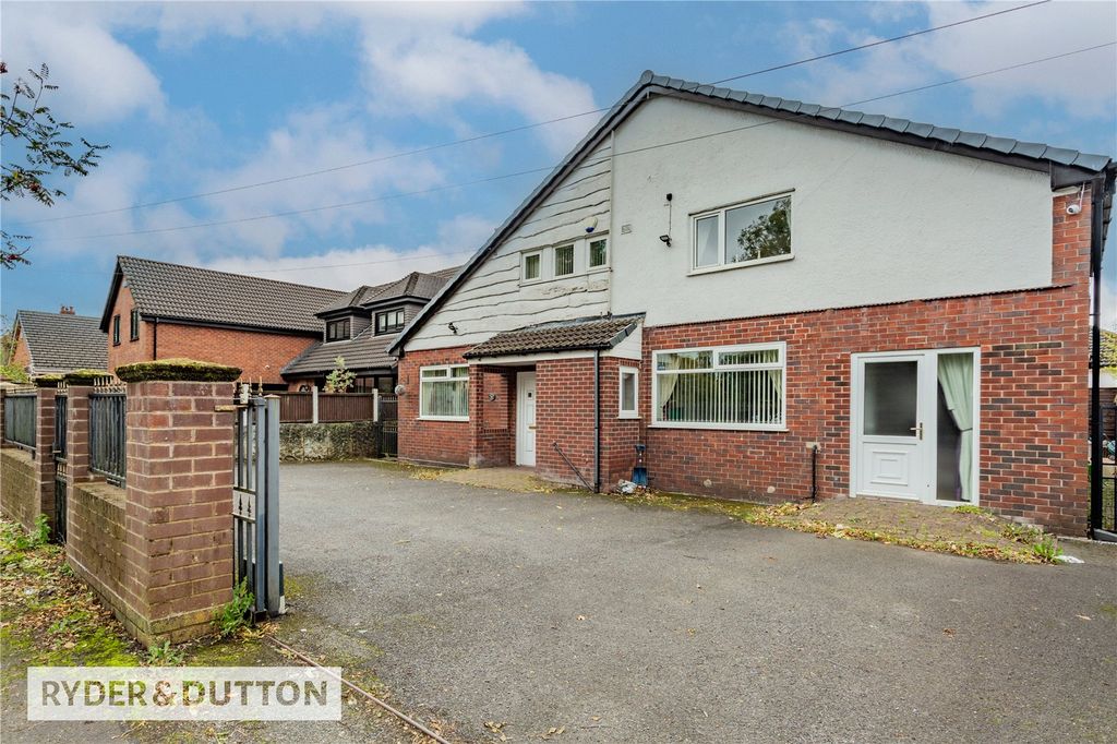 Rochdale Road, High Crompton, Shaw, Oldham OL2, 4 bed detached house ...