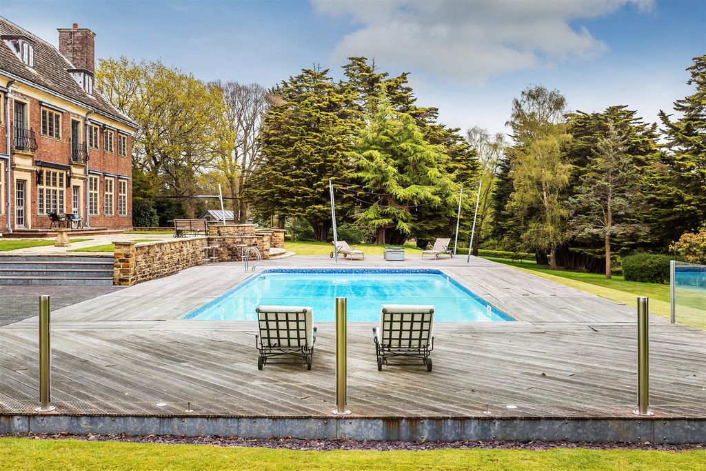Plumtree Cross Lane, Itchingfield, Horsham, West Sussex RH13, 8 bed ...
