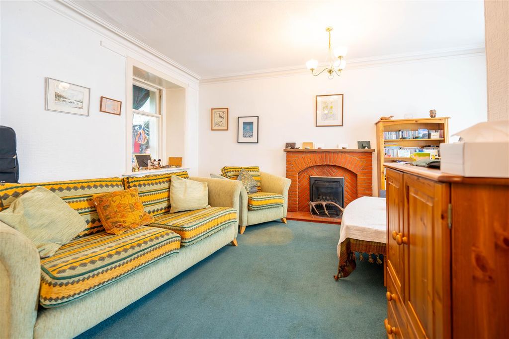 High Street, Burrelton, Blairgowrie PH13, 3 bed property for sale, £ ...