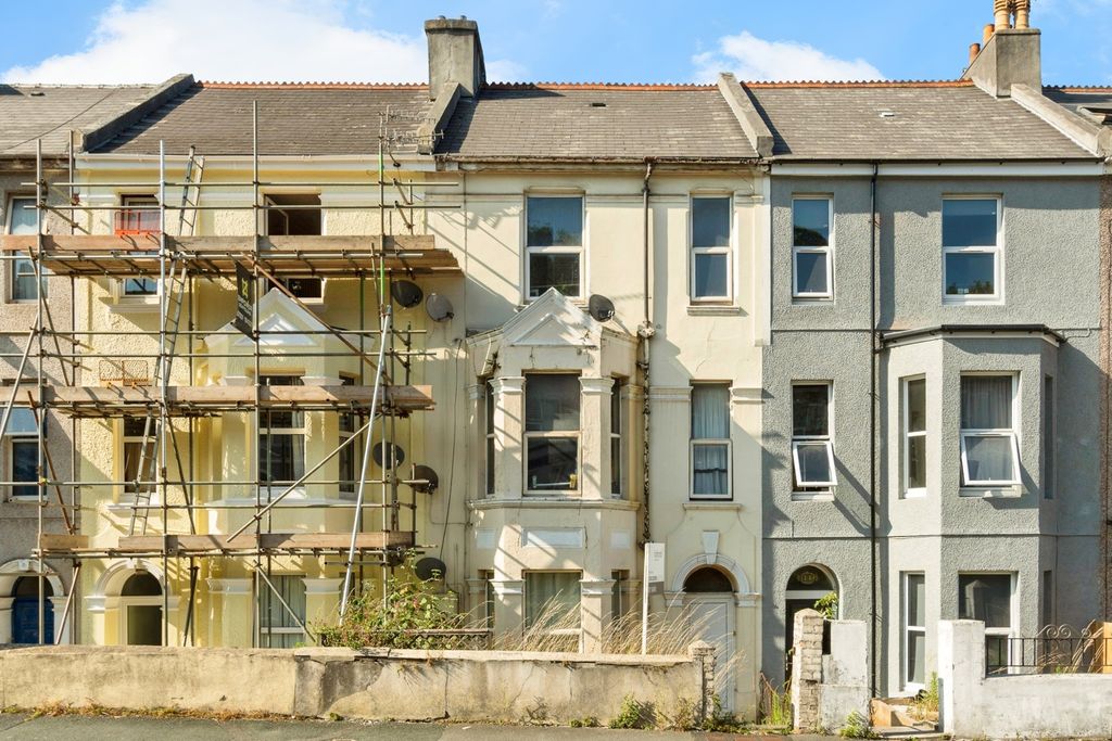 Percy Terrace, Plymouth, Devon PL4, 2 bed flat for sale | PrimeLocation