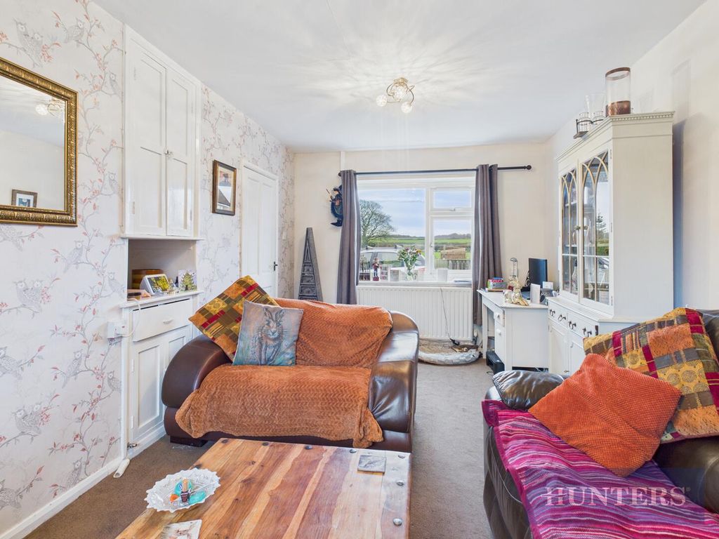 Middle Lane, Hutton Buscel, Scarborough YO13, 3 bed terraced house for ...