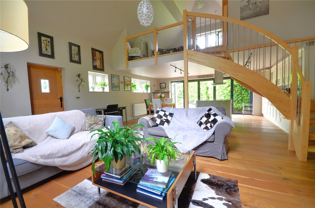 Copthorne, Crawley, West Sussex RH10, 5 bed detached house for sale, £ ...