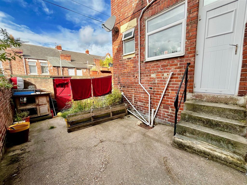 Fern Dene Road, Brensham, Gateshead NE8, 2 bed flat for sale, £104,950 ...
