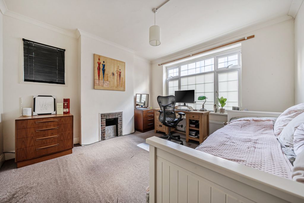 Haydon Place, Guildford GU1, 2 bed detached house for sale, £645,000 ...