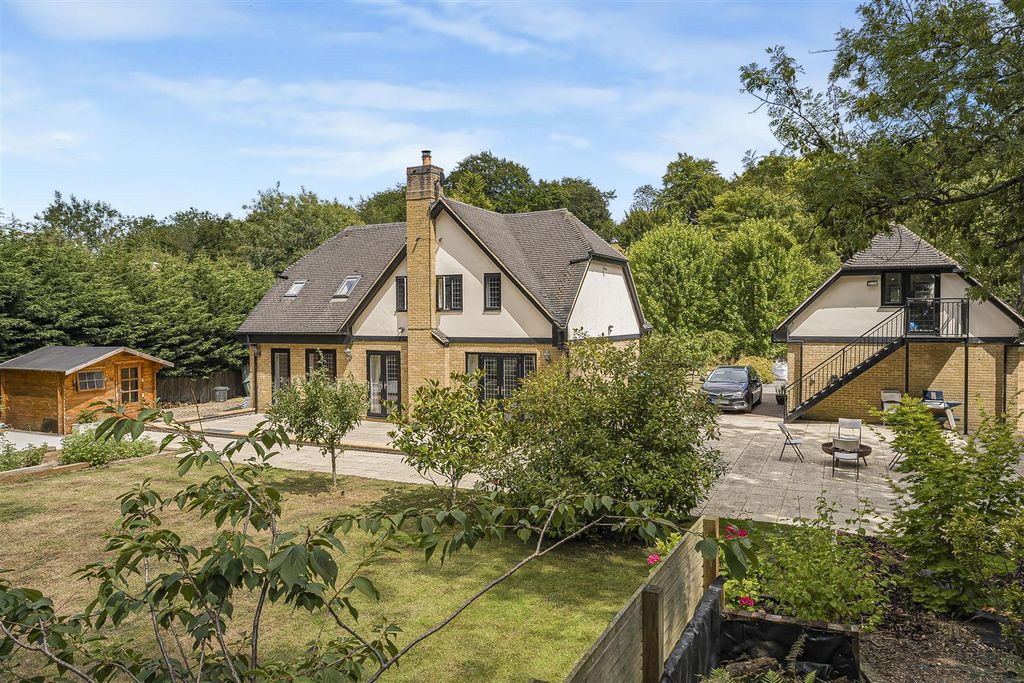 Rhododendron Avenue, Culverstone DA13, 4 bed detached house for sale, £ ...