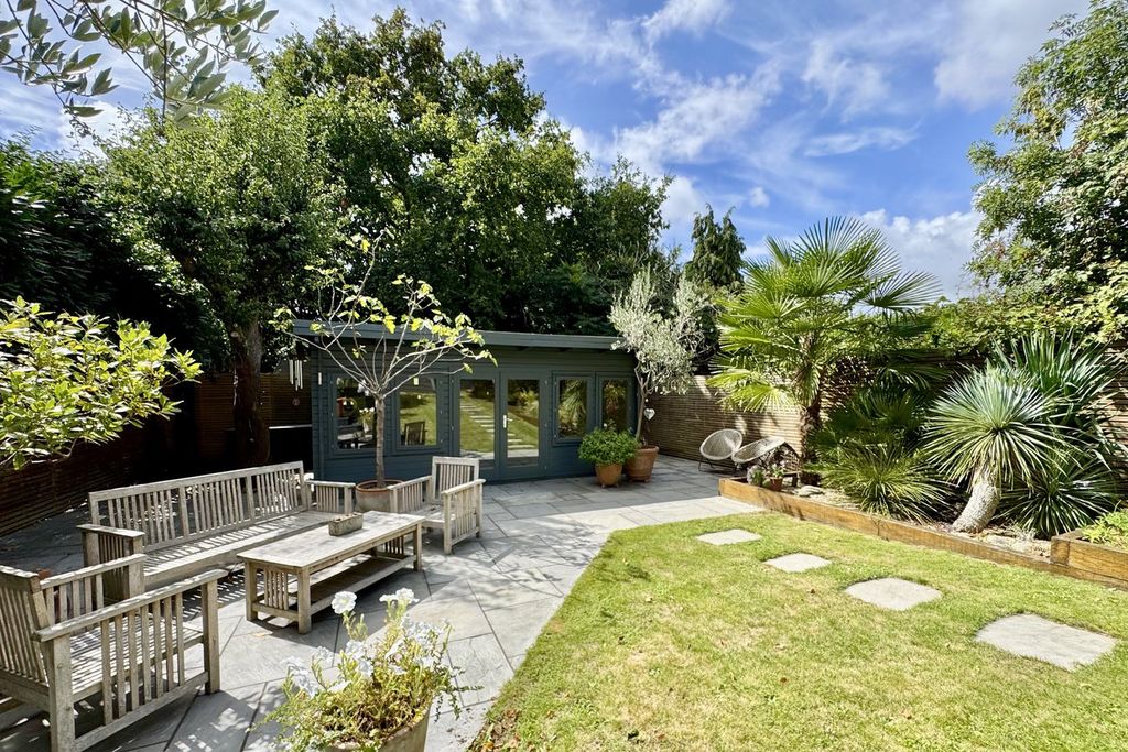 Muscliffe Lane, Throop, Bournemouth BH9, 4 bed detached house for sale ...