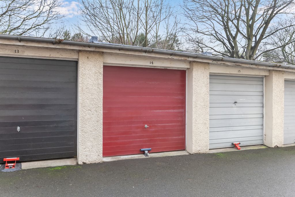 14 Queen's Park Court, Willowbrae, Edinburgh EH8, Property for sale, £ ...