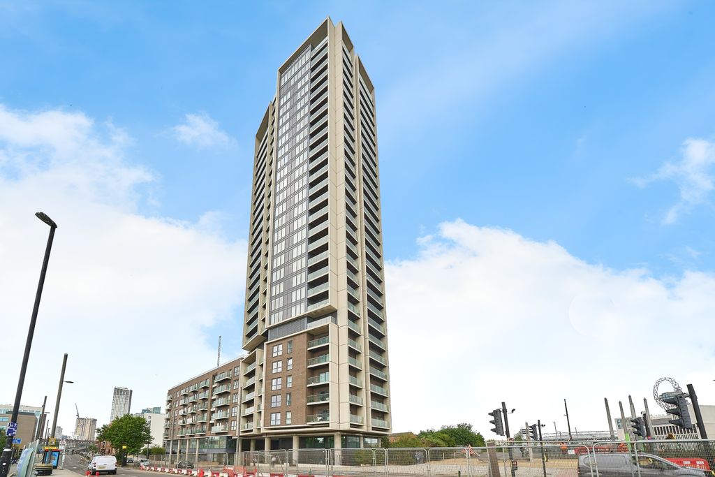 90 High Street, London E15, 2 bed flat for sale, £1,000,000 | PrimeLocation