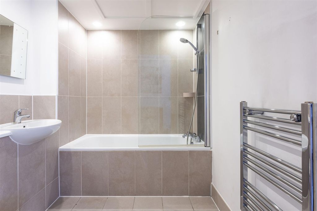 Brighton Belle, 2 Stroudley Road, Brighton BN1, 1 bed flat to rent, £ ...