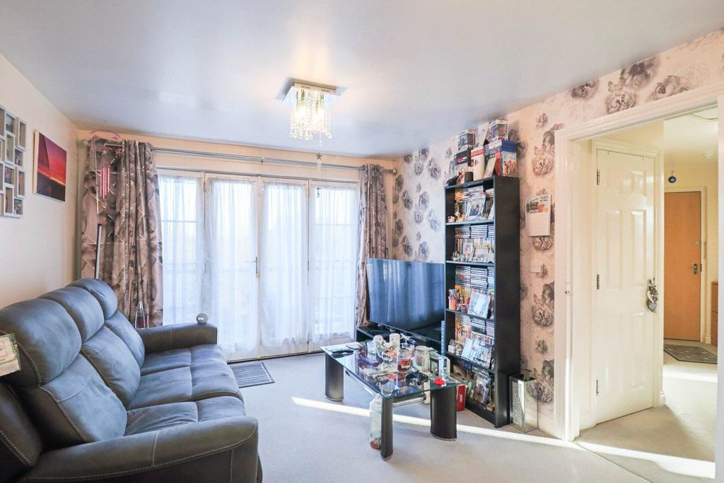 Stormont Court, Weston-Super-Mare BS24, 2 bed flat for sale, £169,950 ...