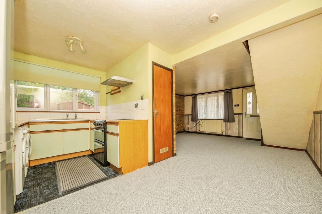 Peter Bruff Avenue, Clacton-On-Sea CO16, 1 bed semi-detached house for ...