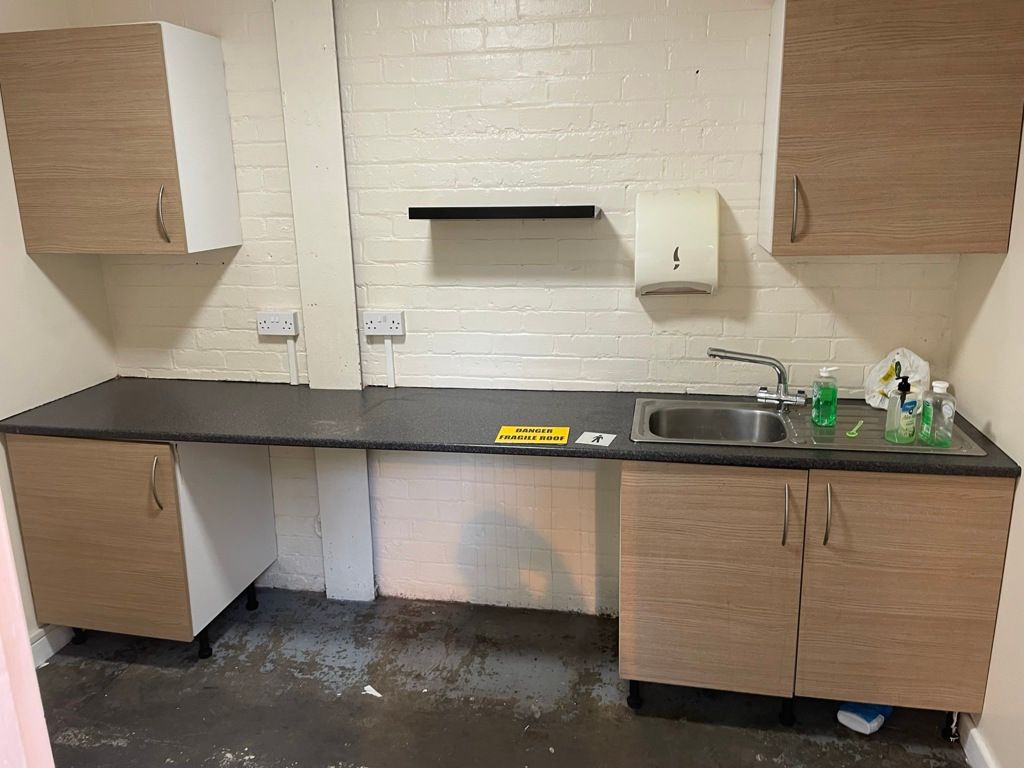 Unit 7, Hendham Vale Industrial Park, Vale Park Way, Crumpsall ...