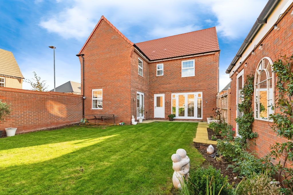 Braithwaite Road, Bingham, Nottingham NG13, 4 bed detached house for ...