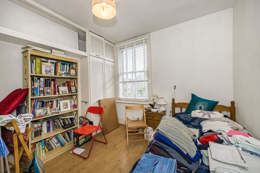 Verulam Avenue, Walthamstow E17, 2 bed terraced house for sale, £ ...