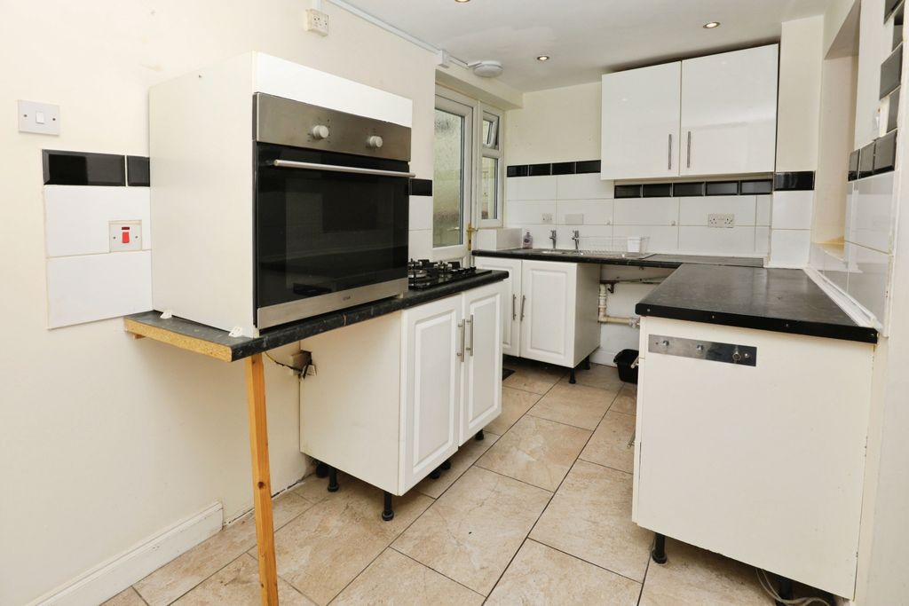 Purser Grove, Liverpool L15, 2 bed terraced house for sale, £115,000 ...