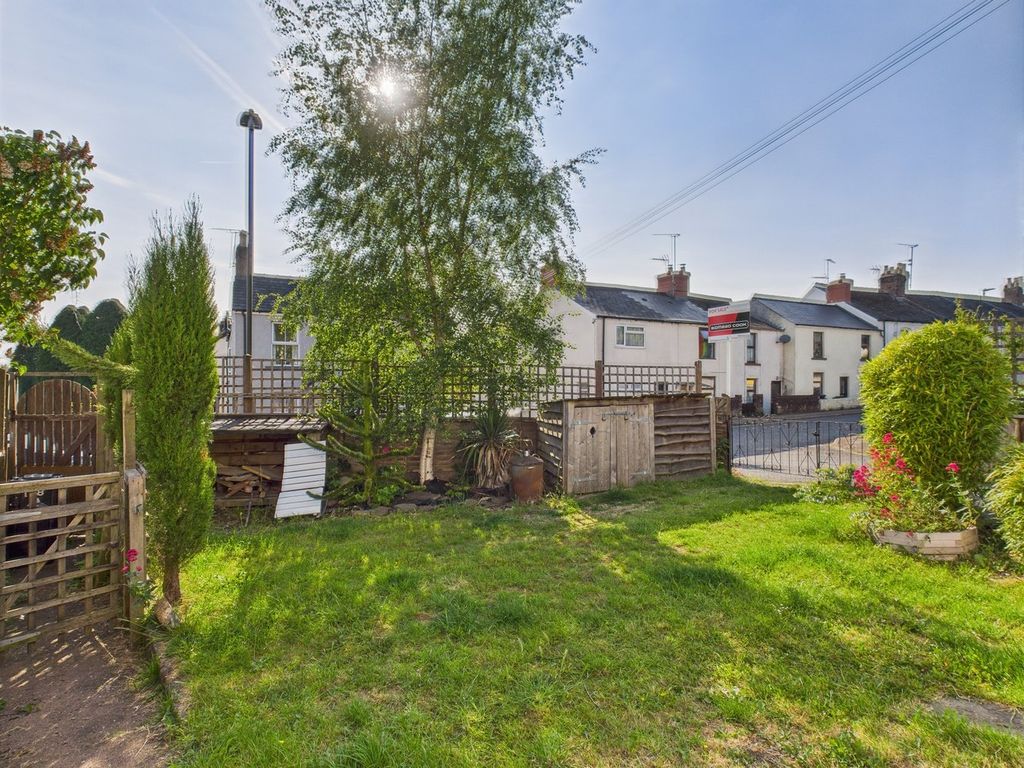 Church Road, Cinderford GL14, 2 bed semi-detached house for sale, £ ...
