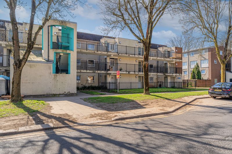 Roman Way, Enfield EN1, 1 bed flat for sale | PrimeLocation