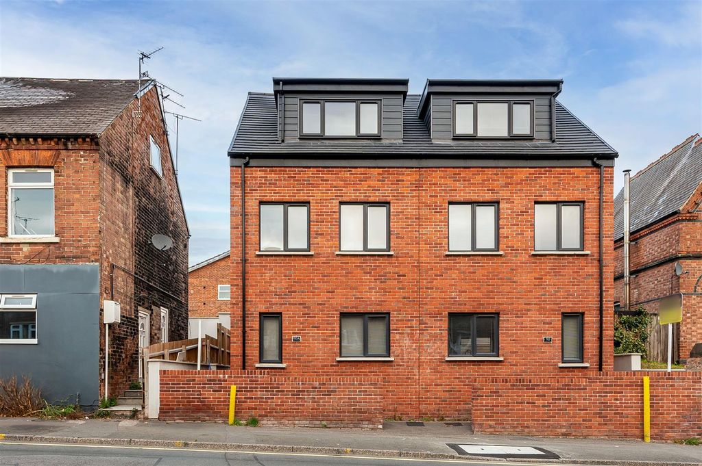 Carlton Hill, Carlton, Nottingham NG4, 3 bed semi-detached house for ...