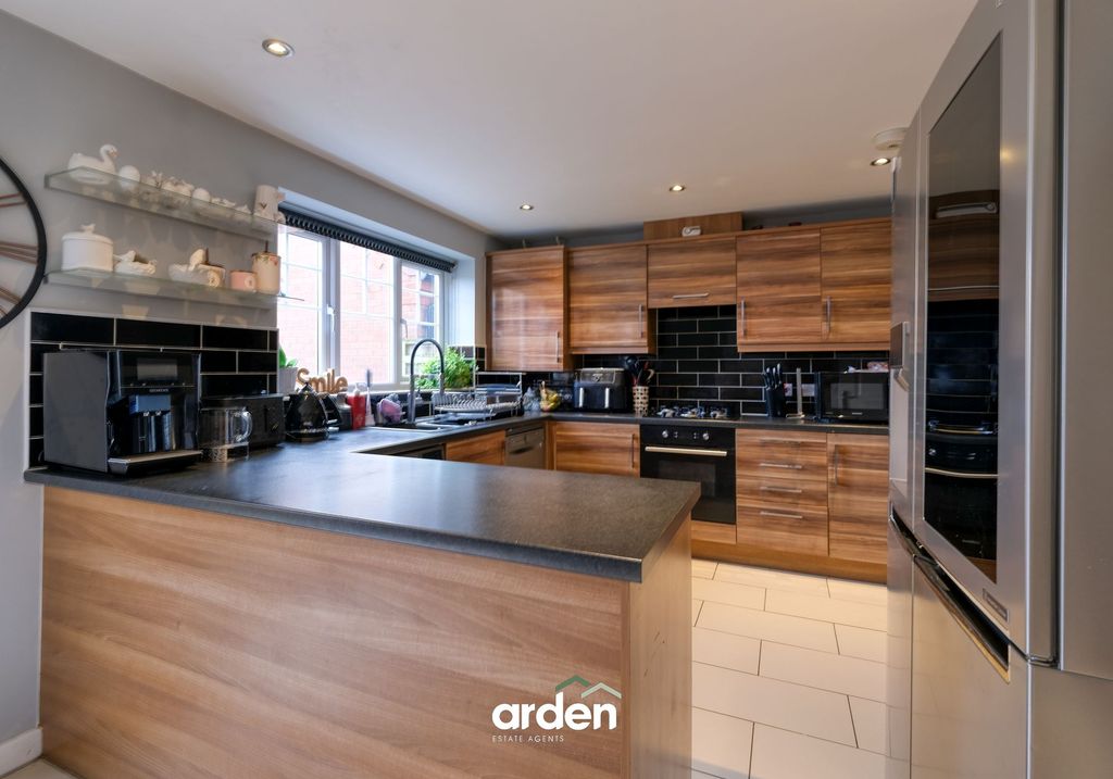 Bartley Crescent, Birmingham B31, 4 bed detached house for sale, £ ...